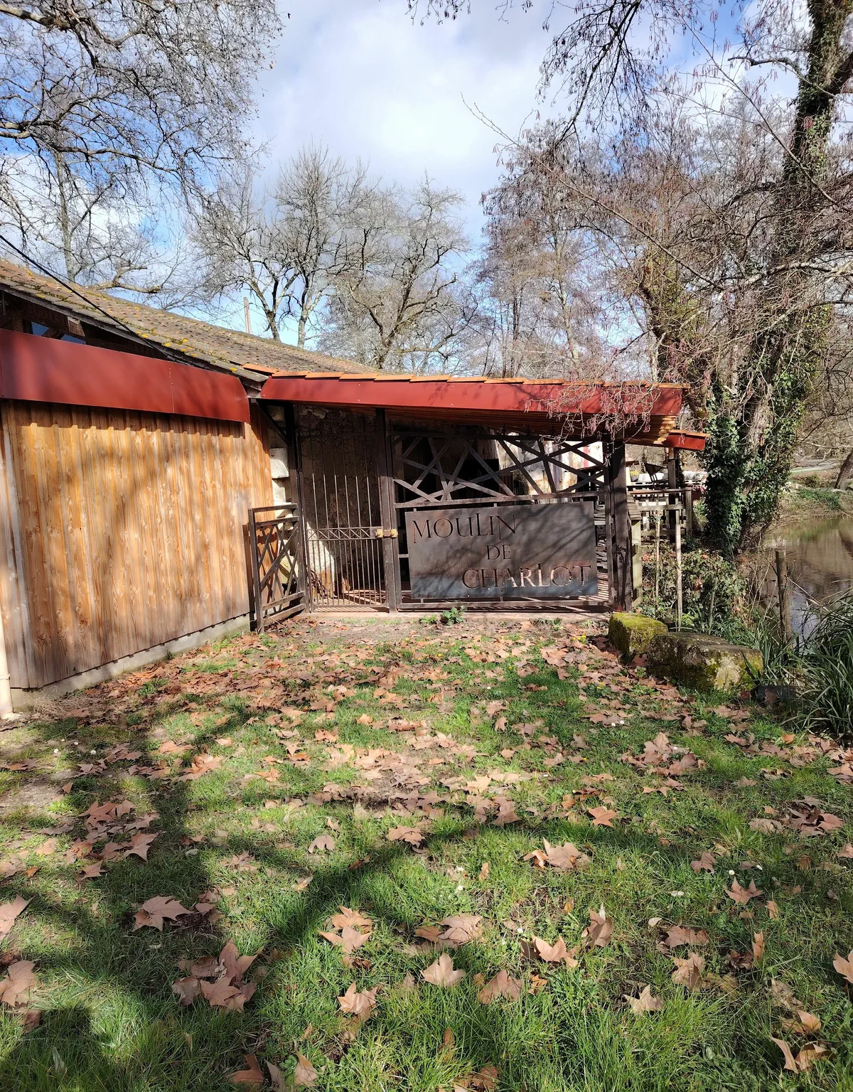 Grand bol d'air dans les sous-bois du Moulin de Charlot