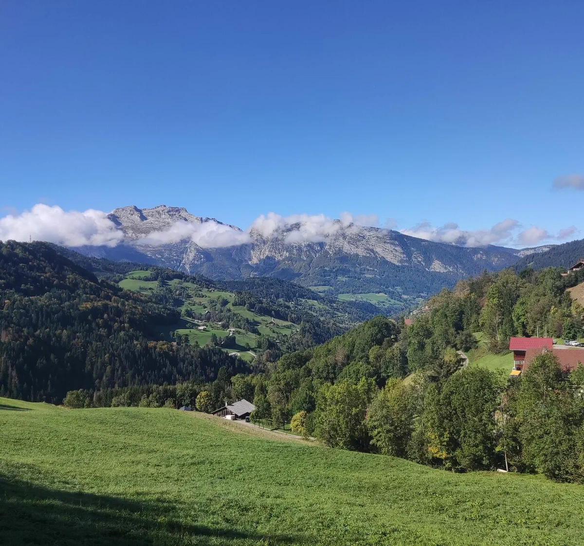 Manigod par la Croix Fry, le Merdassier et Comburce