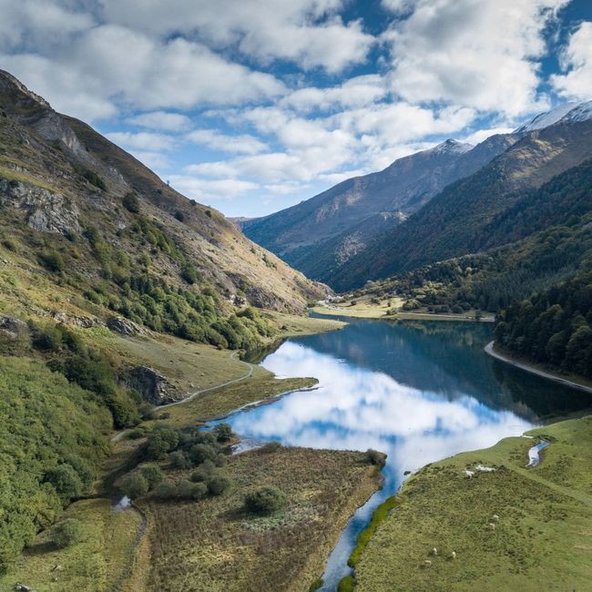 Lac Des Pyrenees En 2 Lettres