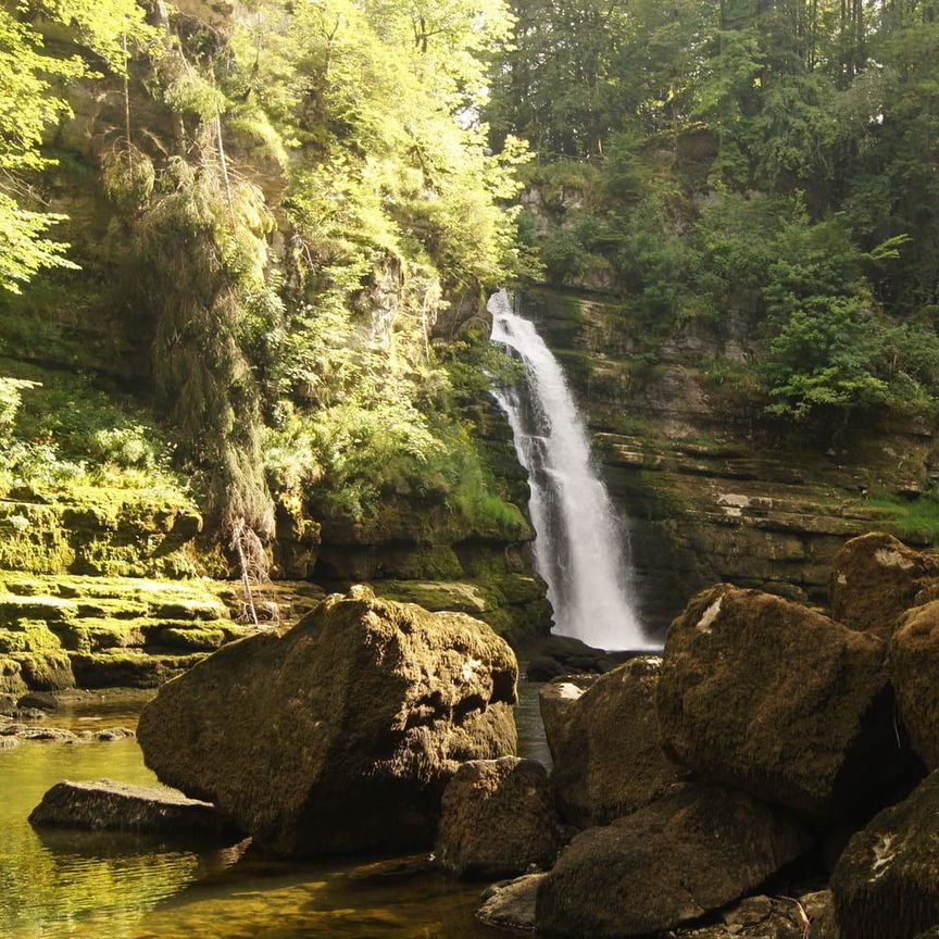 Randonnée au Saut du Doubs : top 6 des itinéraires