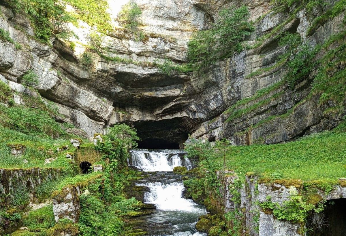 Nos randos préférées à la source de la Loue dans le Doubs