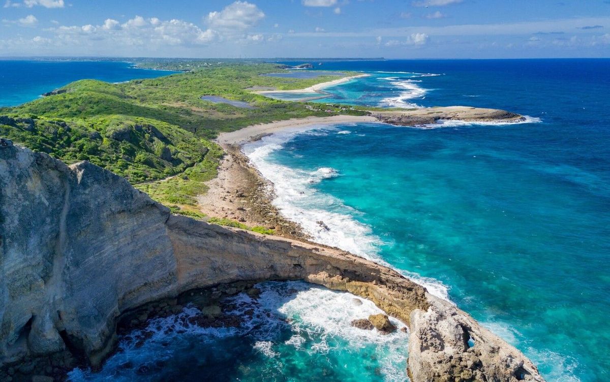 Randonnée à la pointe des Châteaux en Guadeloupe