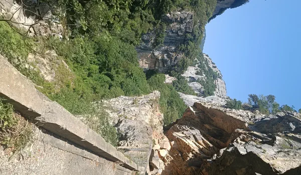 Cascade de Courme et Saut du Loup le long du Canal de Foulon