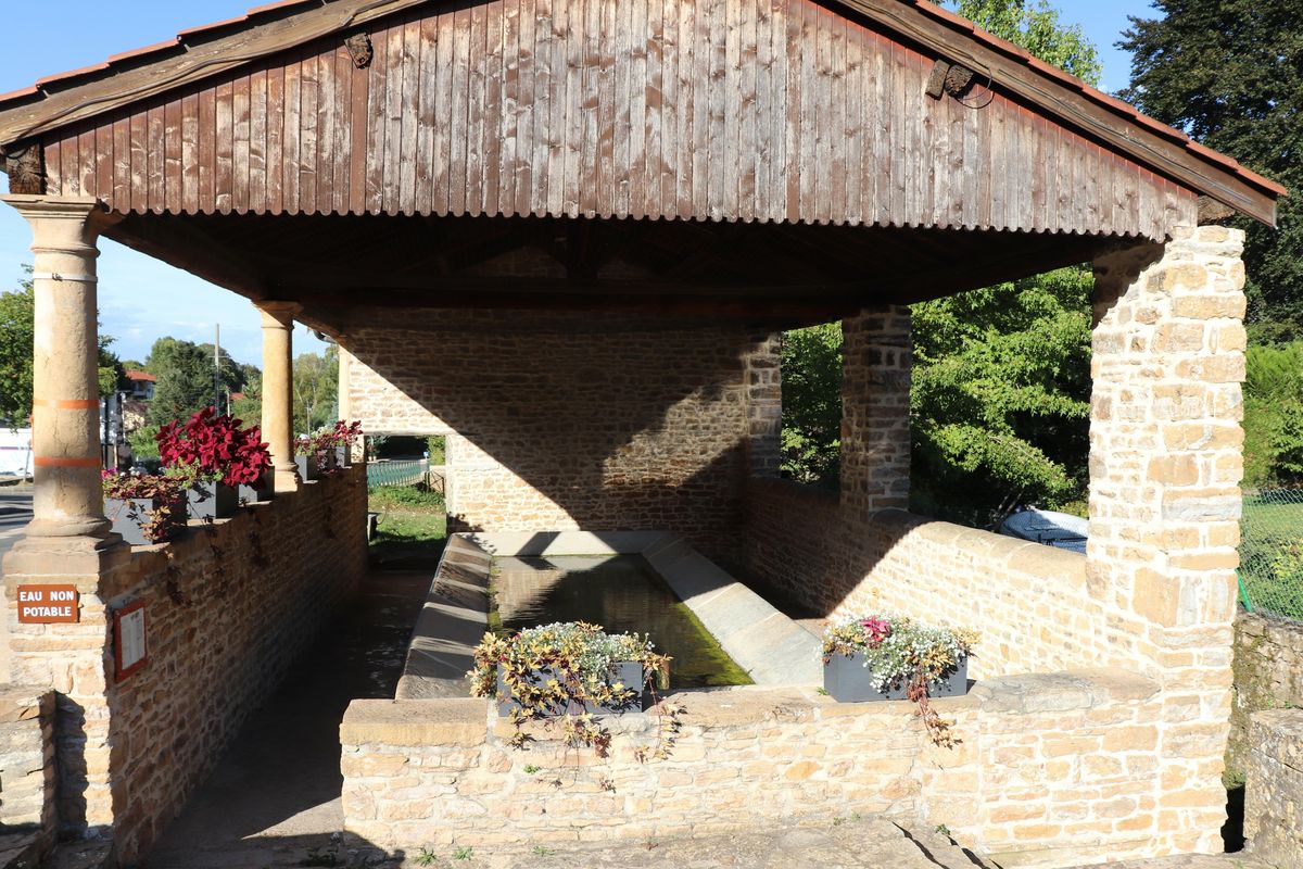Du Thou de Curis aux Gorges d'Enfer