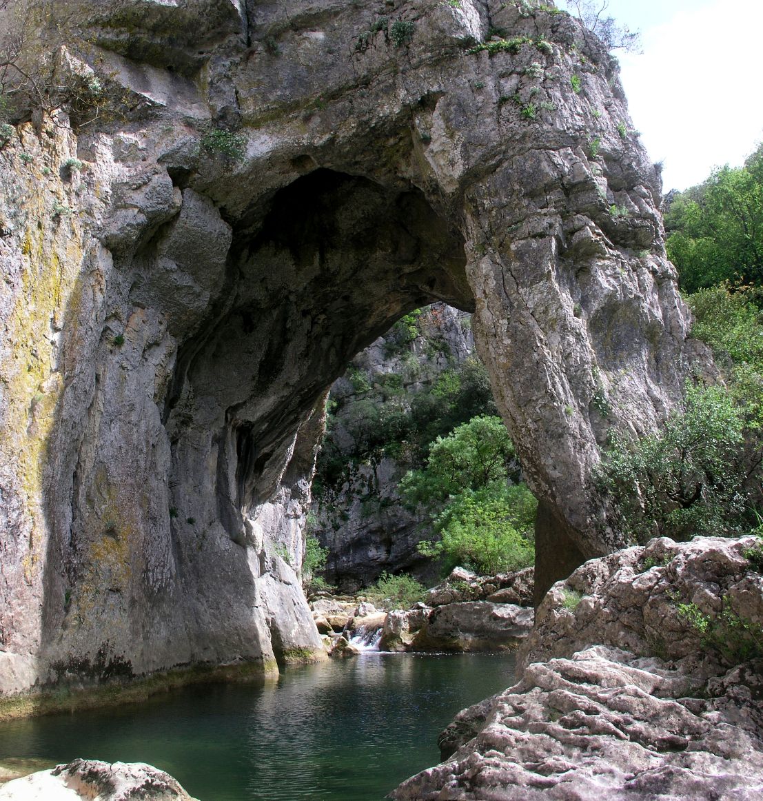 Micro-aventure au ravin des Arcs depuis le pont de Masclac