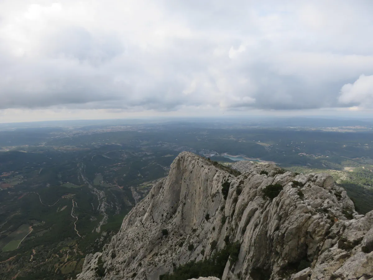 Croix de Provence et crêtes panoramiques