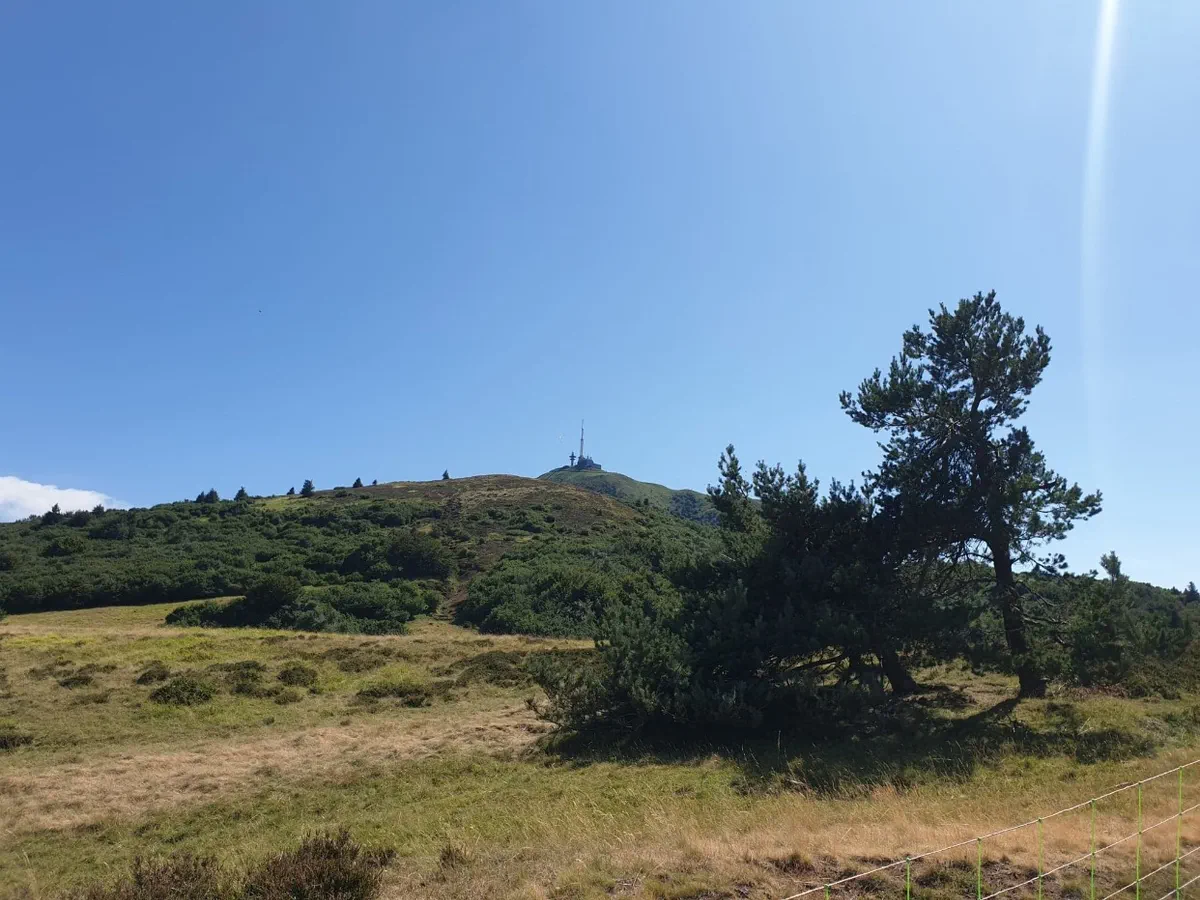 Puy de Pariou et majestueux volcan d'Auvergne