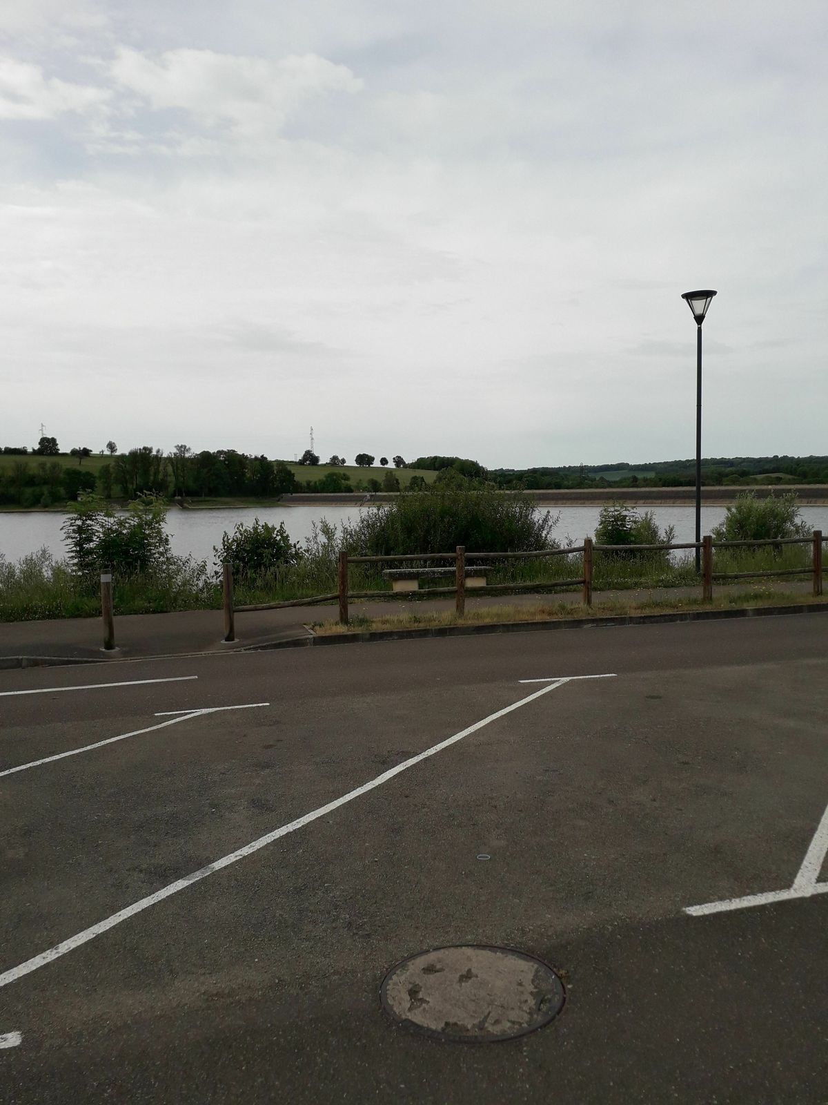 Tour du lac de la Liez en passant par la baie de Lecey