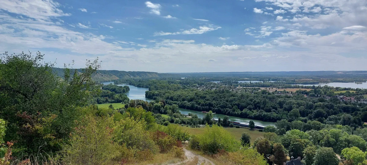 Barrage de Pose et Côte des Deux Amants