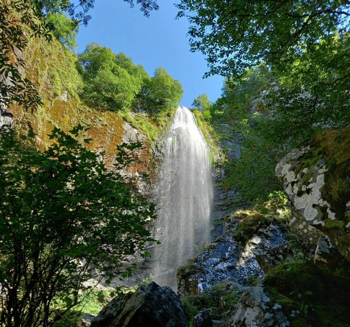 Puy de Sancy par le Grand Capucin et les cascades