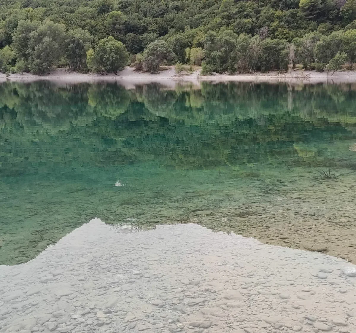 Promenade le long du Var jusqu'au Lac du Broc