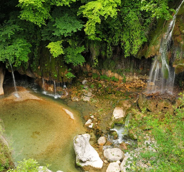 Cascade de Courme et Saut du Loup le long du Canal de Foulon